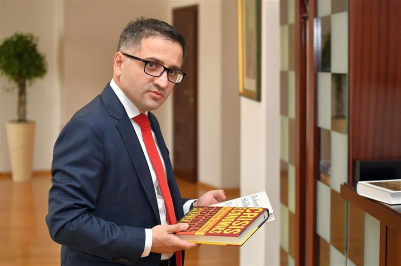 Бесими: Развој на финансиските пазари во функција на развојот на ...